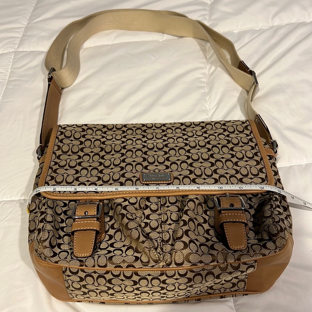 Coach Signature Messenger Bag - Gem
